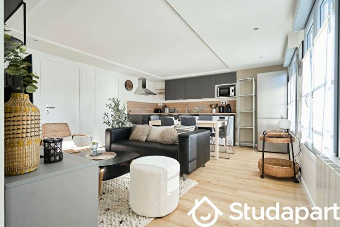 Appartement à louer - Wazemmes, Lille - 1 pièce - 3 chambres