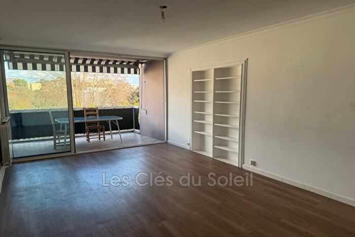 Appartement à louer - Toulon, La Serinette, La Barre - 4 pièces - 3 chambres