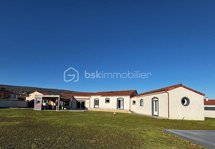 Maison à vendre - Tallende - 6 pièces - 5 chambres