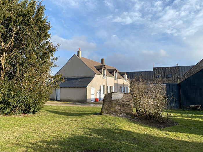 Maison à louer - Prénouvellon - 6 pièces - 5 chambres