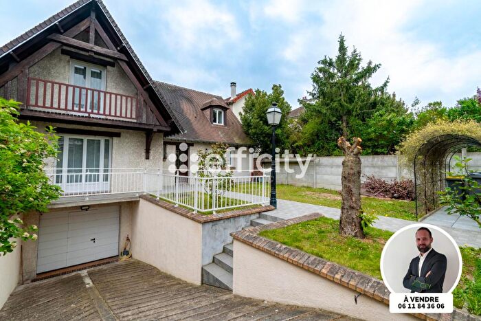 Maison 6 pièces à Villeneuve-le-Roi, Faisanderie, à vendre