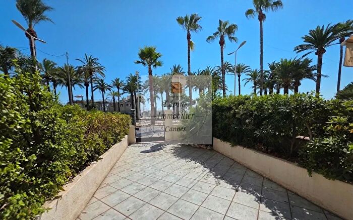 Cannes, Pointe Croisette - Appartement 2 pièces à vendre