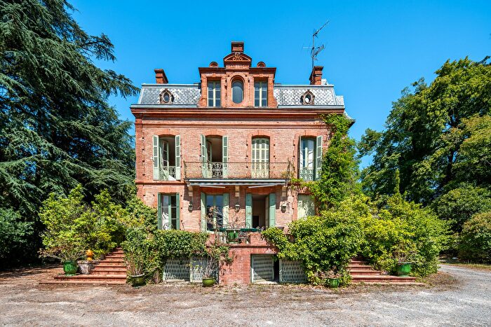 Maison 10 pièces à Rouffiac-Tolosan, à vendre