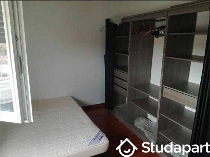 Appartement à louer - Bauge-Sarcignan-Versein, Villenave-dOrnon - 1 pièce - 1 chambre