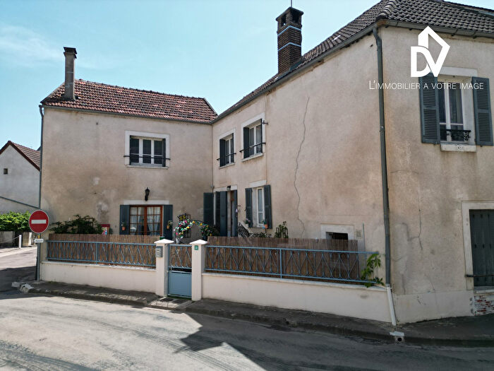Charentenay : Maison 6 pièces à vendre