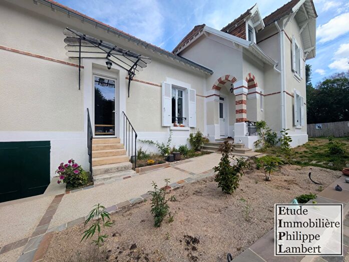Bois-le-Roi : Maison 6 pièces à vendre