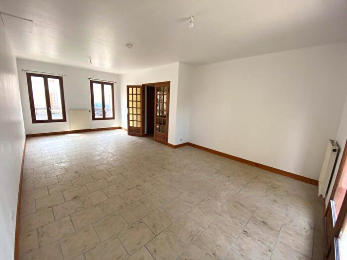 Maison 4 pièces à louer à Pommeuse