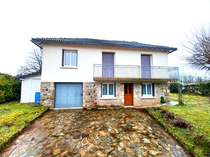 Maison à vendre - Ally - 5 pièces - 3 chambres