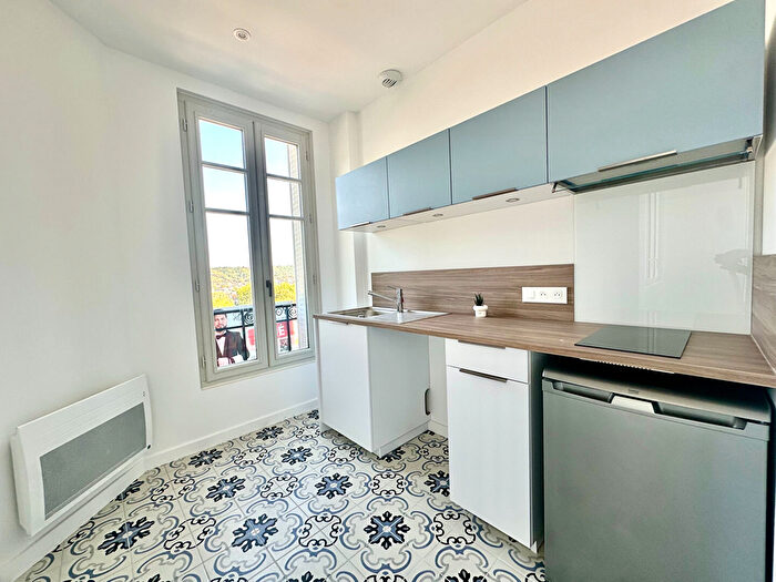 Appartement 1 pièce à louer à Brive-la-Gaillarde, Centre-ville, Pont Cardinal, Champanatier