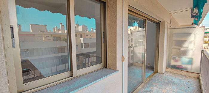 Antibes, Coeur de ville - Appartement 1 pièce à vendre