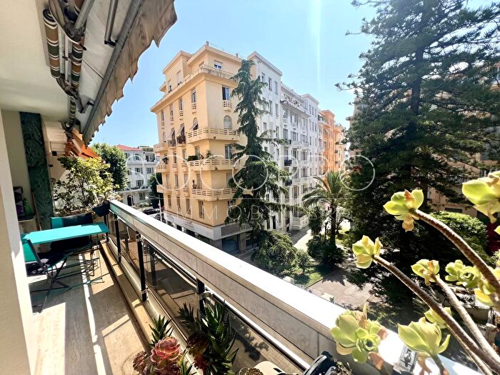 Appartement à vendre - Nice, Carré dor - 3 pièces - 1 chambre