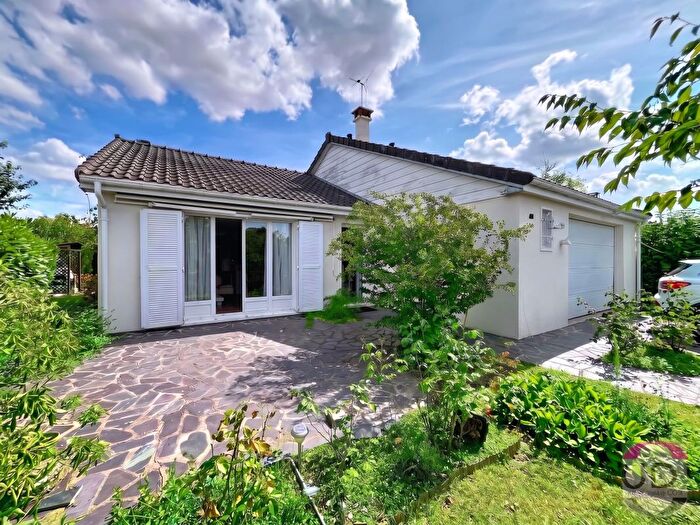 Mennecy, Verville, Bois des Mares, Charles de Gaulle - Maison 5 pièces à vendre