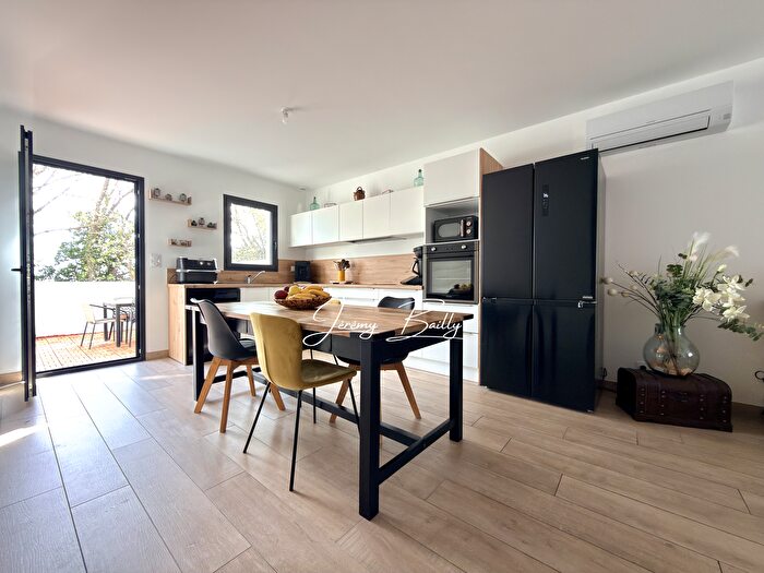 Maison à vendre - Thuir - 4 pièces - 3 chambres