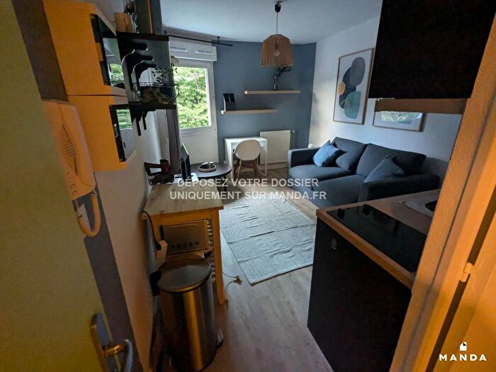 Quartiers Nord-Est, Les Longs Champs : Appartement 1 pièce à louer