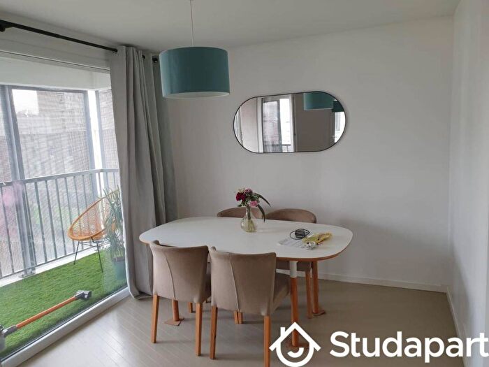 Appartement à louer - Petit Colombes-Charles de Gaulle - 1 pièce - 1 chambre