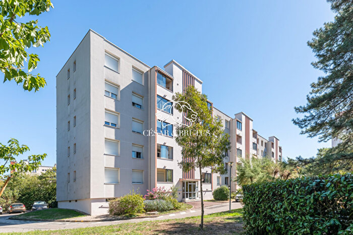 Appartement 2 pièces à vendre à Tassin-la-Demi-Lune, L'Horloge