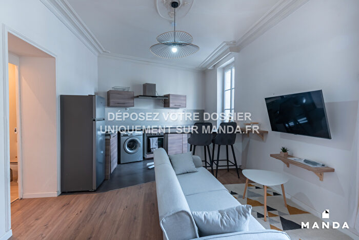 Appartement à louer - Angers, Doutre, Saint-Jacques - 2 pièces - 1 chambre