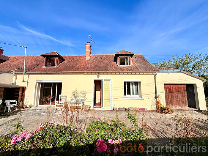 Cléré-les-Pins : Maison 3 pièces à vendre