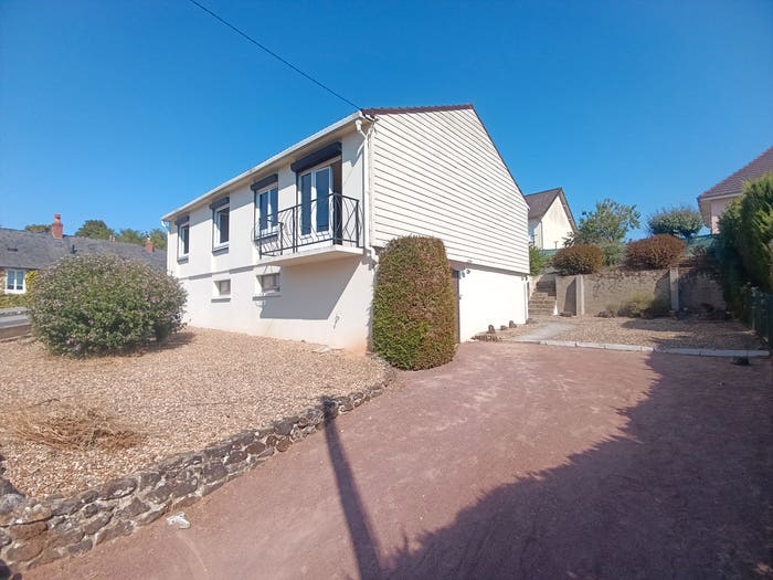 Maison 5 pièces à Écommoy, à vendre