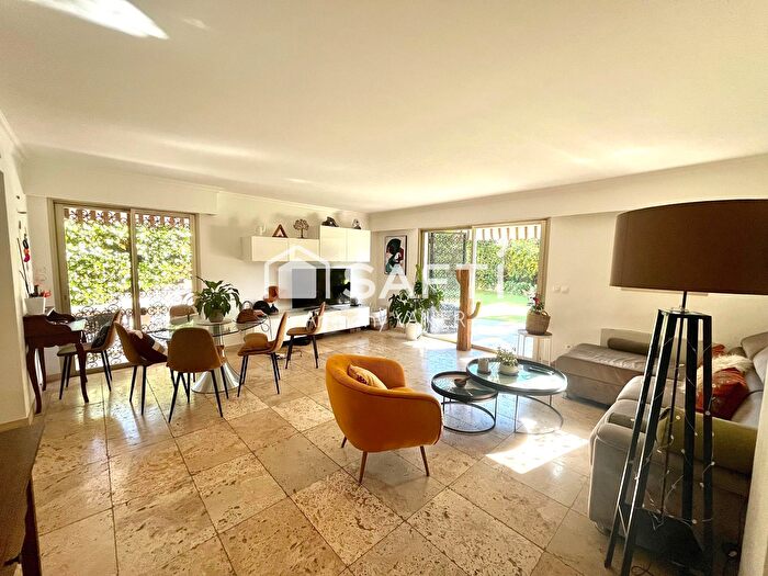 Appartement à vendre - Villeneuve-Loubet, Plage - 4 pièces - 3 chambres