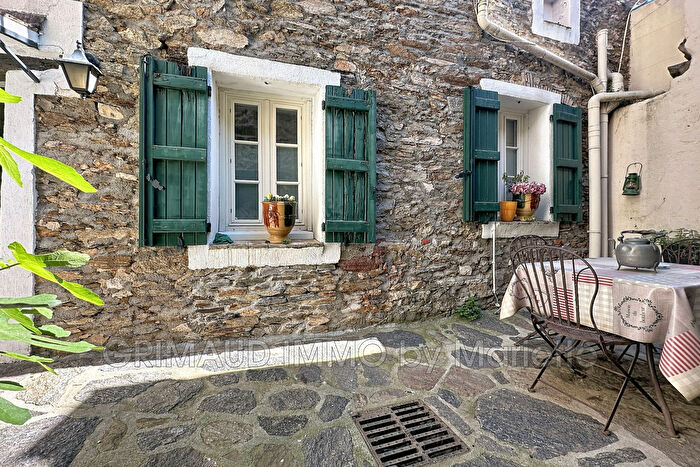 Maison 8 pièces à vendre à La Garde-Freinet