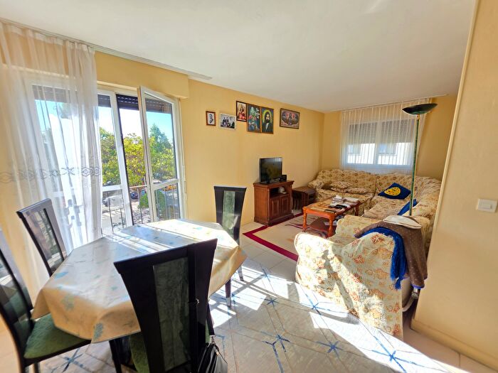 Grigny, Tuilerie - Appartement 6 pièces à vendre