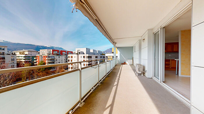 Appartement à vendre - Grenoble, Village Olympique - 3 pièces - 2 chambres