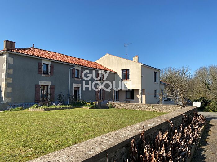 Maison 7 pièces à LHermenault, à vendre