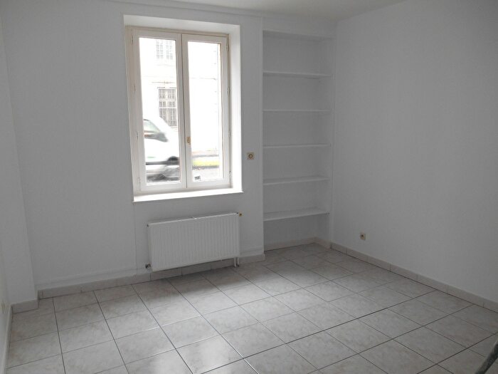 Appartement 2 pièces à Nancy, Stanislas, Meurthe, à louer