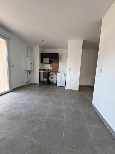 Appartement à louer - Nord, Les Angles - 2 pièces