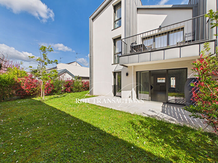 Appartement à vendre - Nanterre, Plateau - 3 pièces - 2 chambres