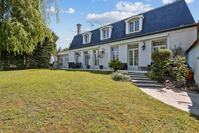 Maison 8 pièces à vendre à Saint-Maur-des-Fossés, La Varenne