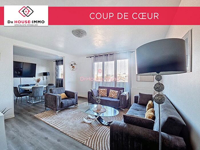 Appartement à vendre - Bondy, Les Mérisiers - 5 pièces - 3 chambres