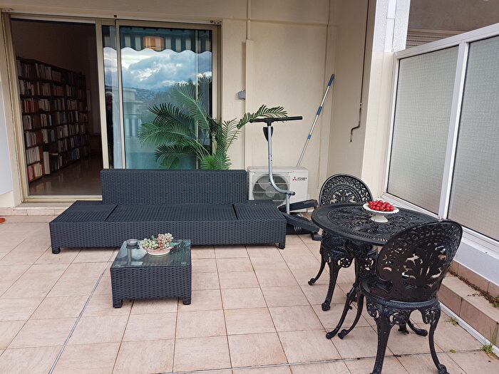 Appartement 2 pièces à vendre à Nice, Le Port