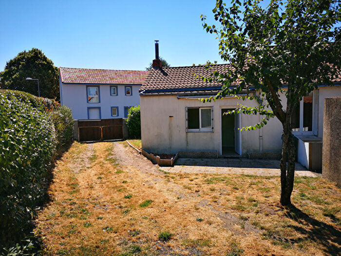 Maison à vendre - Saint-Sébastien-sur-Loire, Est - 3 pièces - 2 chambres