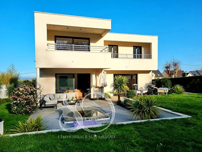 Maison à vendre - Orgeval - 8 pièces - 4 chambres