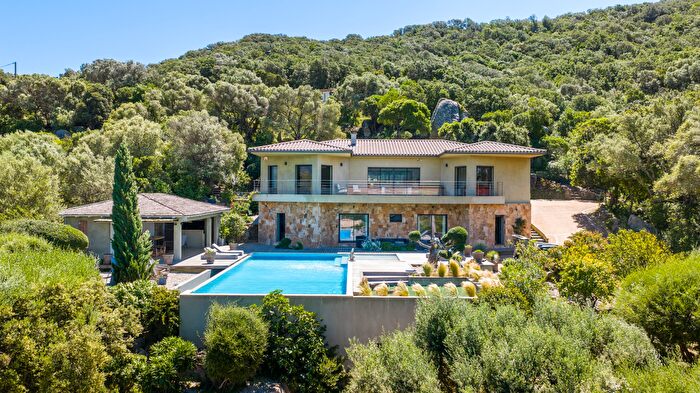 Maison 6 pièces à vendre à Figari