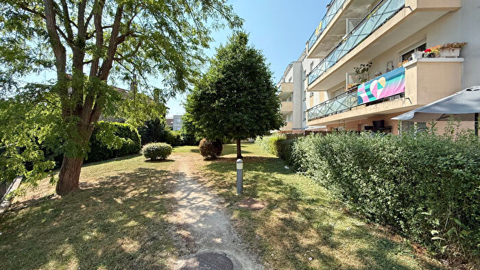 Appartement à vendre - Corbeil-Essonnes, Montconseil - 2 pièces - 1 chambre