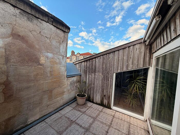 Appartement à louer - Bordeaux, Victor Hugo - 2 pièces - 1 chambre