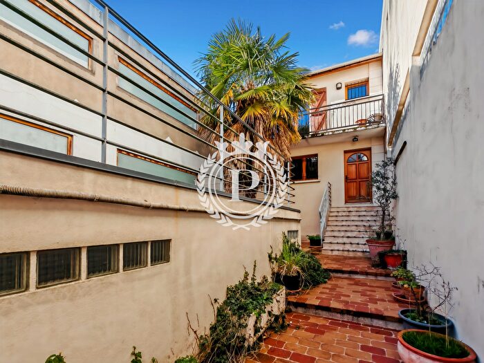 Maison à vendre - Bagnolet, La Dhuys - 6 pièces - 4 chambres