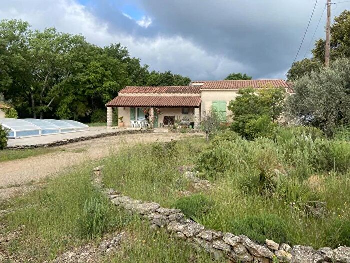 Maison à vendre - Tourves - 5 pièces - 3 chambres