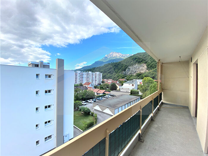 Appartement à louer - Seyssinet-Pariset, Pacallaire, Champ Blanc - 2 pièces - 1 chambre