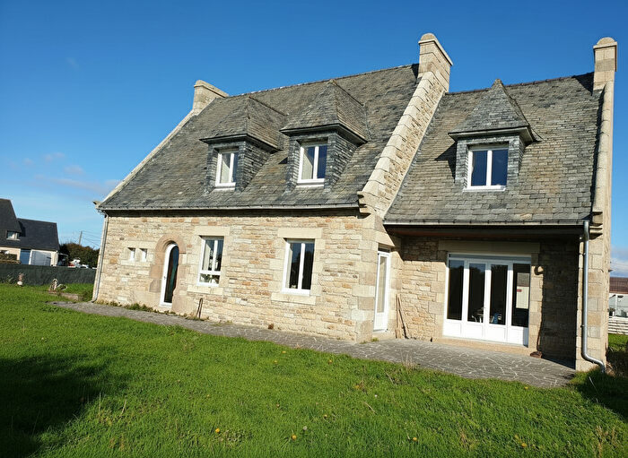 Maison à vendre - Lannilis - 8 pièces - 6 chambres