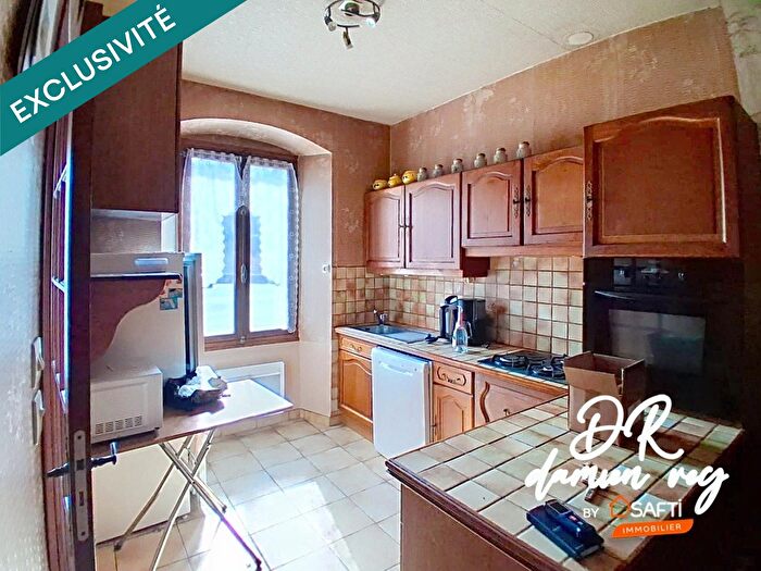 Appartement 4 pièces à Saint-Sauveur-en-Rue, à vendre