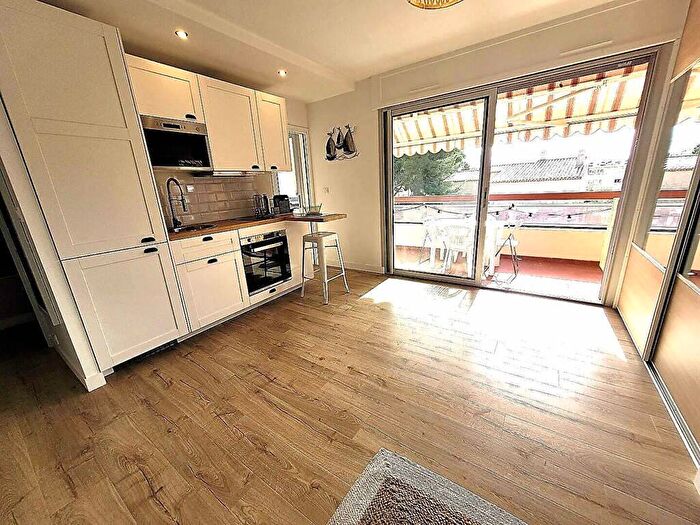 Tante Victoire, Six-Fours-les-Plages : Appartement 1 pièce à louer