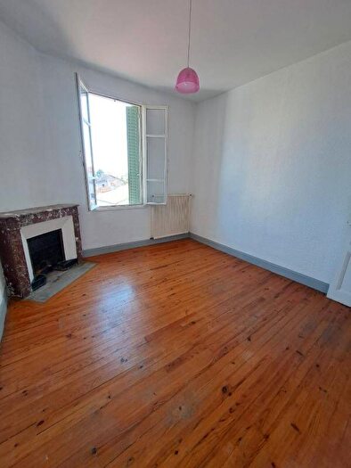 Appartement à louer - Centre-Historique, Romans-sur-Isère - 2 pièces - 1 chambre