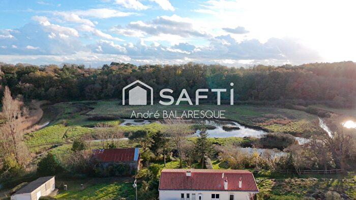 Maison à vendre - Talmont-Saint-Hilaire - 6 pièces - 3 chambres