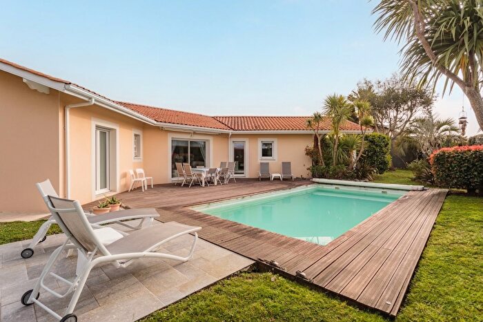 Maison à vendre - Ondres - 5 pièces - 4 chambres