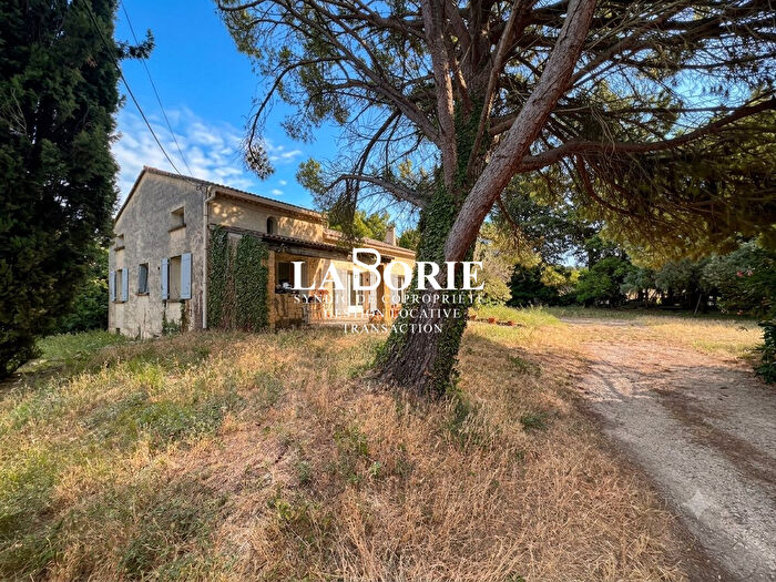 Maison 4 pièces à Orange, Ceinture d'Orange, à vendre