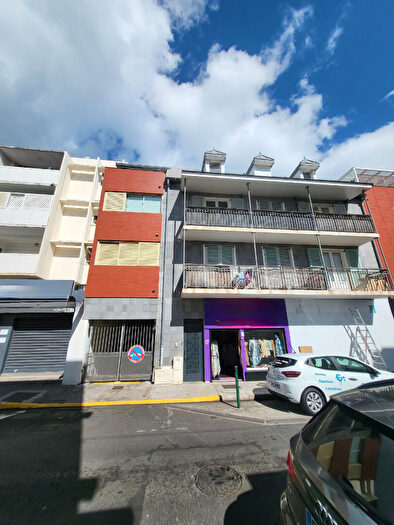 Appartement à louer - Saint-Denis, Centre-ville - 1 pièce